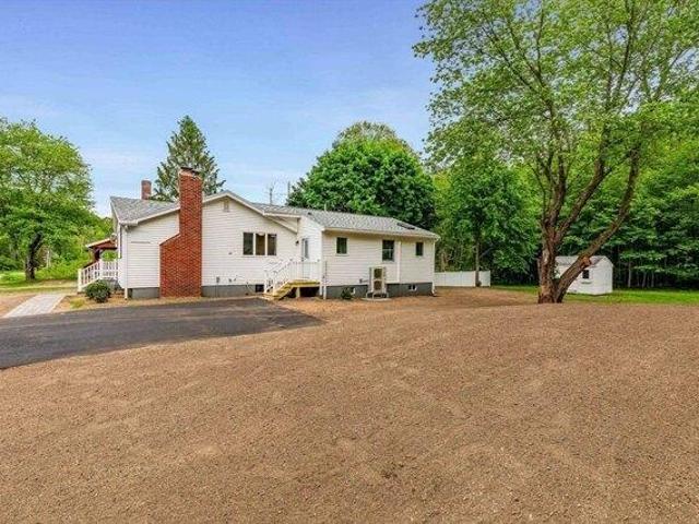house with 3 bedroom, Groveland MA DS103435159