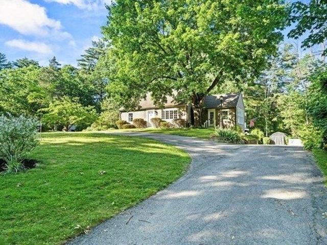 house with 3 bedroom, Groveland MA ES103497294