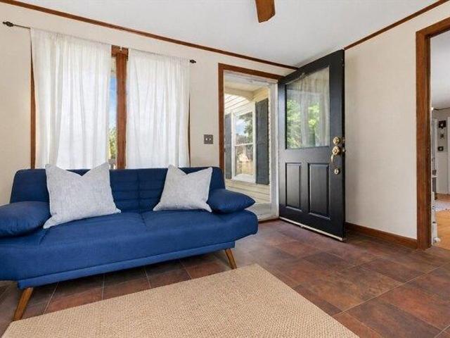 house with 3 bedroom, Groveland MA ES105081870
