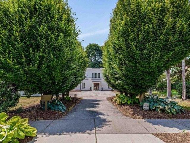 house with 3 bedroom, Grosse Pointe MI DS93038312