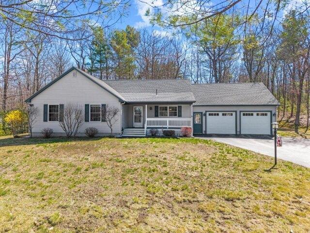 house with 3 bedroom, Gray ME ES103159342