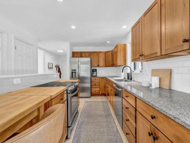 house with 3 bedroom, Gray ME ES103886035