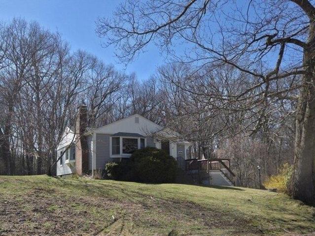 house with 3 bedroom, Grafton MA DLS102922547