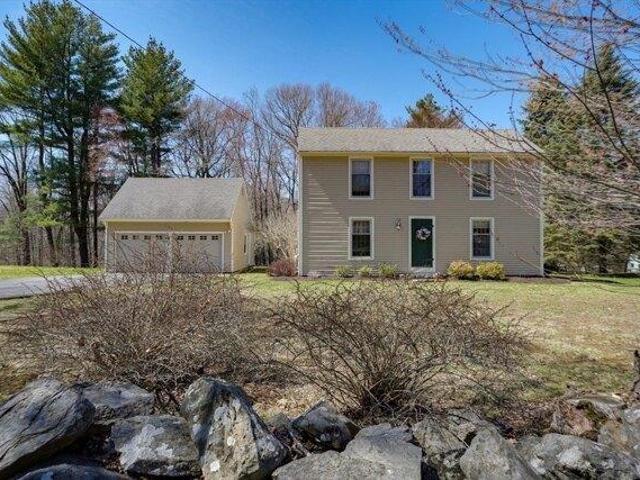 house with 3 bedroom, Grafton MA DS102312430