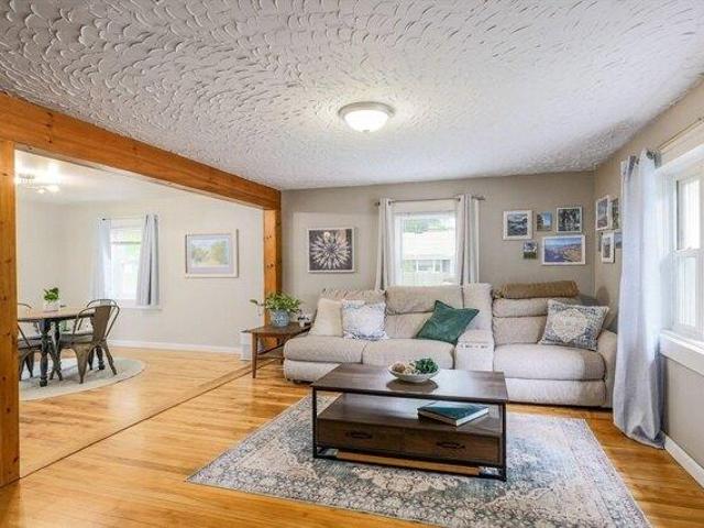 house with 3 bedroom, Grafton MA DS103072888