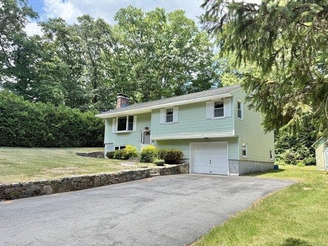 house with 3 bedroom, Grafton MA DS103808477