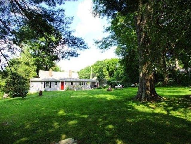 house with 3 bedroom, Grafton MA ES105105865