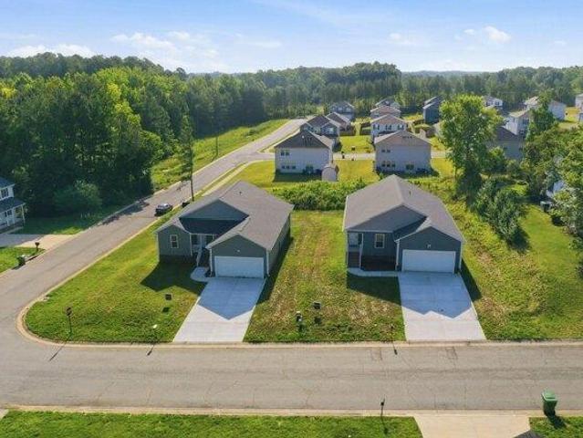 house with 3 bedroom, Graham NC ES104908088