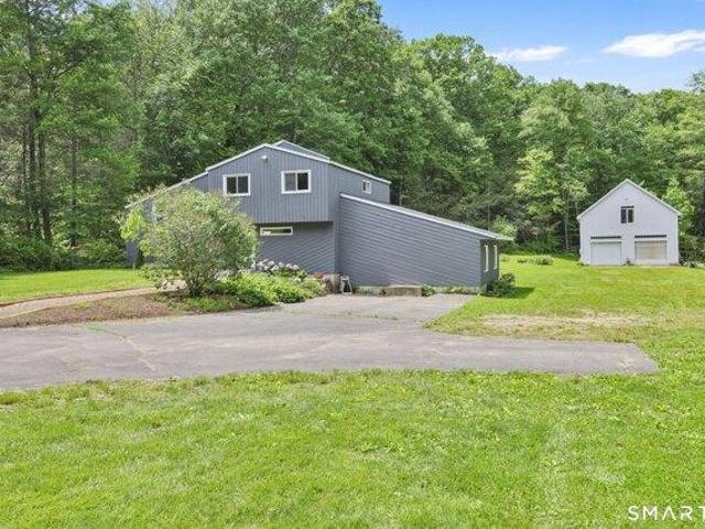 house with 3 bedroom, Granby CT ES103437097