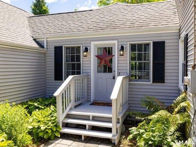 house with 3 bedroom, Granby CT ES103969170