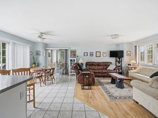 house with 3 bedroom, Granby MA DLS102372497