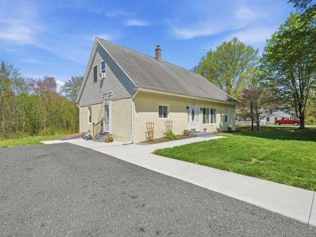 house with 3 bedroom, Granby MA DS102371069