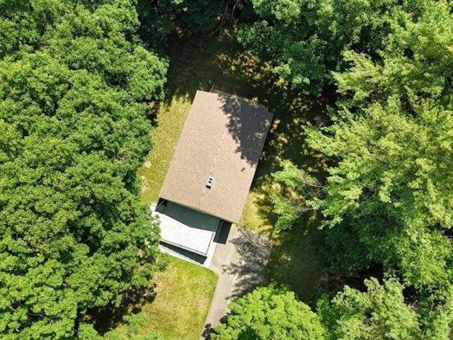 house with 3 bedroom, Granby MA DS104150536