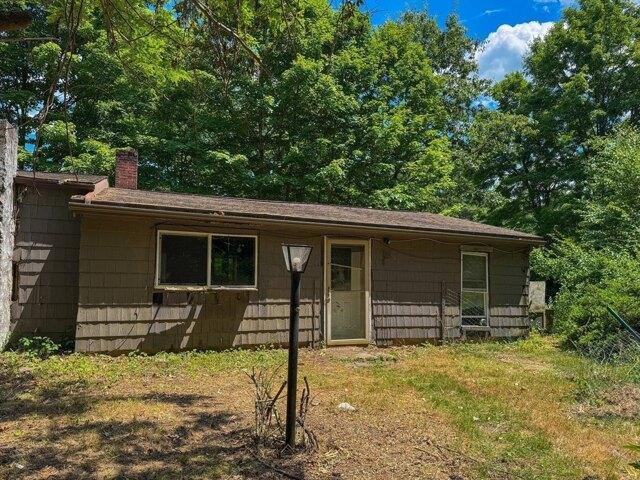 house with 3 bedroom, Granby MA DS104264654