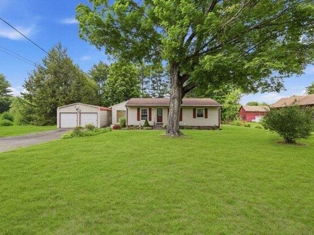 house with 3 bedroom, Granby MA ES102859569