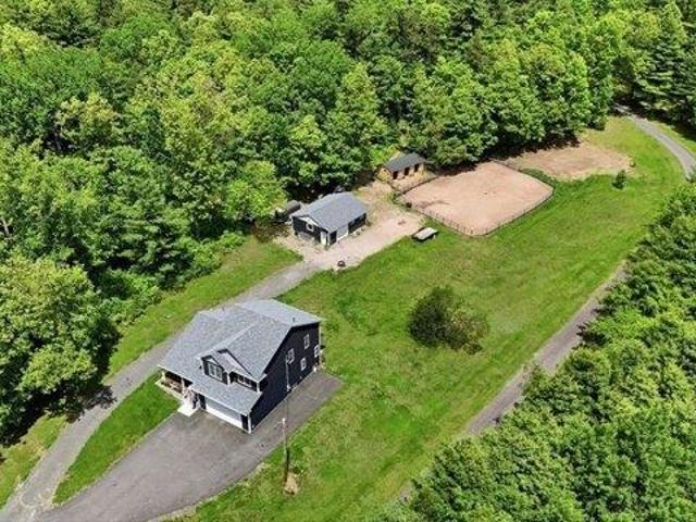house with 3 bedroom, Granby MA ES104788330