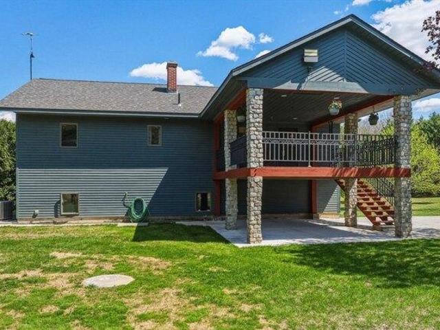 house with 3 bedroom, Granby MA ES105155869