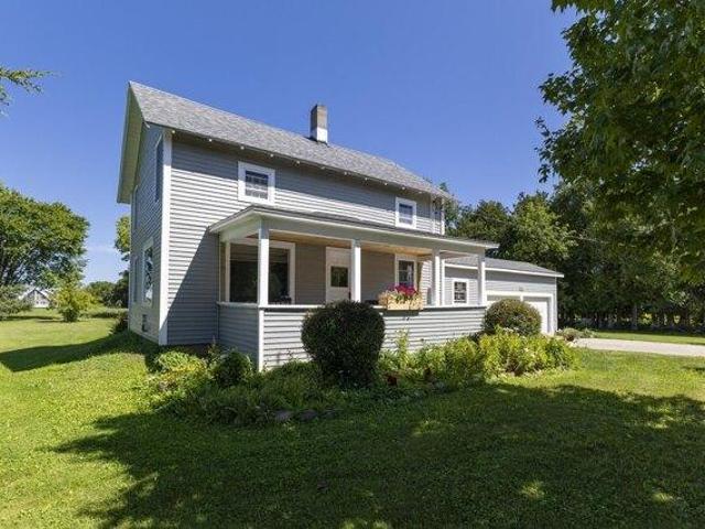 house with 3 bedroom, Grand Isle VT ES105126795