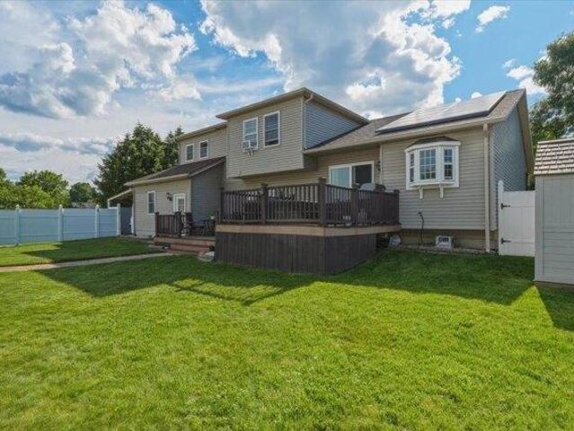 house with 3 bedroom, Grand Isle VT ES105160909