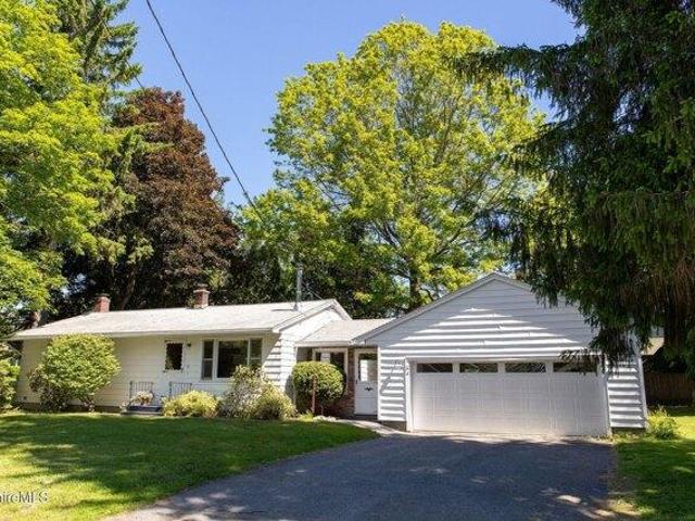 house with 3 bedroom, Great Barrington MA DS103808737
