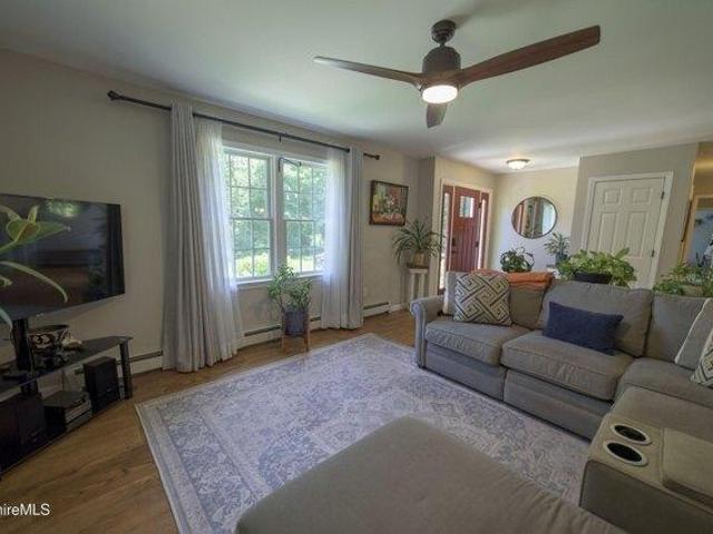 house with 3 bedroom, Great Barrington MA ES104187633