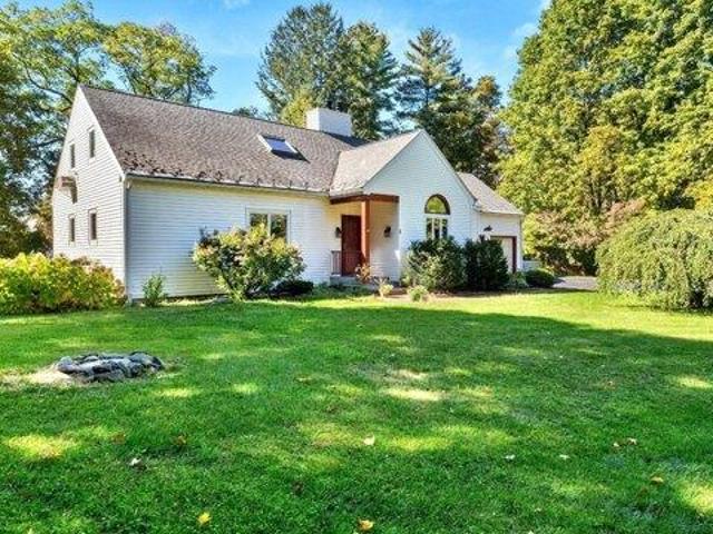 house with 3 bedroom, Great Barrington MA ES104567302