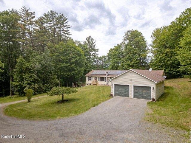 house with 3 bedroom, Great Barrington MA ES105106969