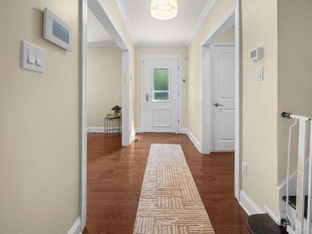 house with 3 bedroom, Great Neck NY ES105205056