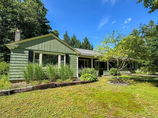 house with 3 bedroom, Greenfield MA DS104191610