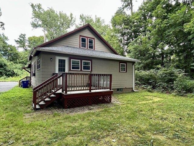 house with 3 bedroom, Greenfield MA ES105190459