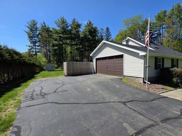 house with 3 bedroom, Greenfield MA ES103443466