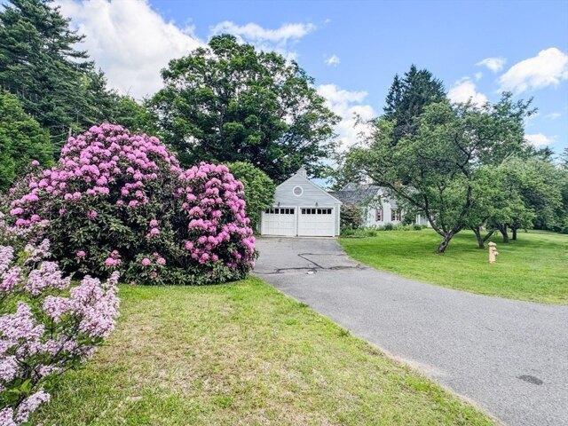 house with 3 bedroom, Greenfield MA ES103807341