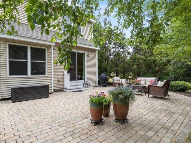 house with 3 bedroom, Greenland NH ES105123434