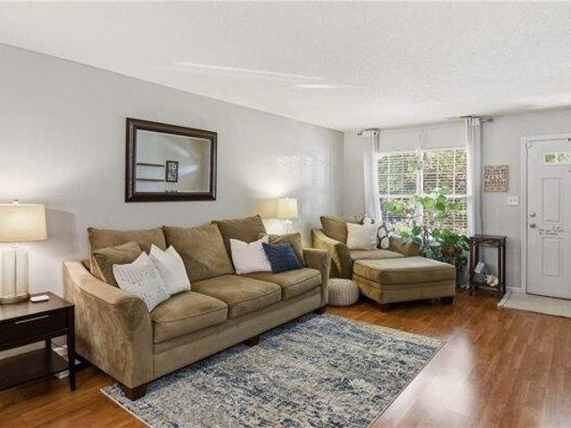 house with 3 bedroom, Greensboro NC ES103626452