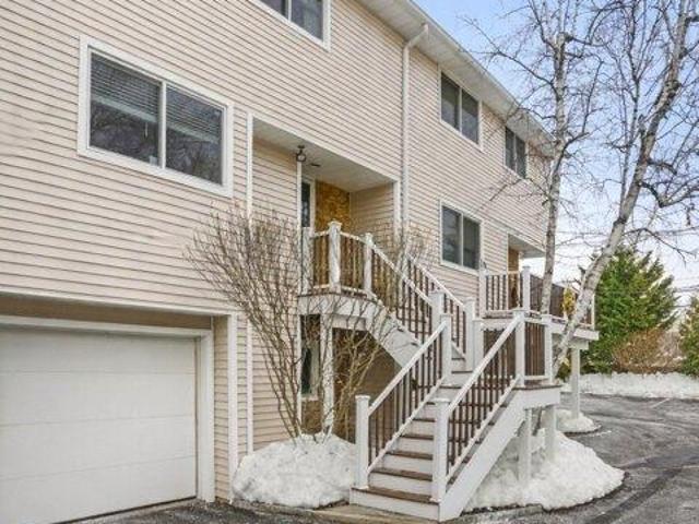 house with 3 bedroom, Greenwich CT DS102029529