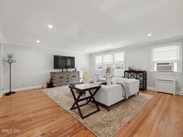house with 3 bedroom, Greenwich CT ES103162769