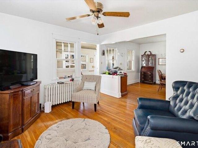 house with 3 bedroom, Greenwich CT ES103188402