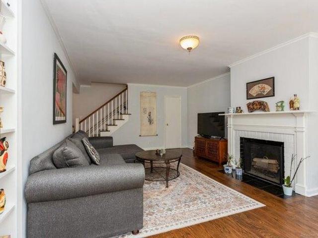 house with 3 bedroom, Greenwich CT ES104849193