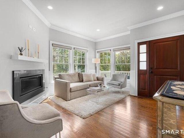 house with 3 bedroom, Greenwich CT ES105127219