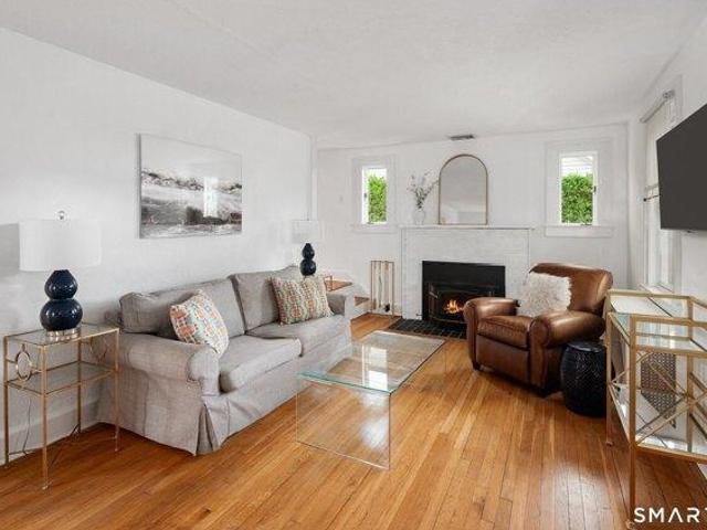 house with 3 bedroom, Greenwich CT ES105144378