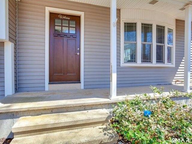 house with 3 bedroom, Guilford CT DLS101706880