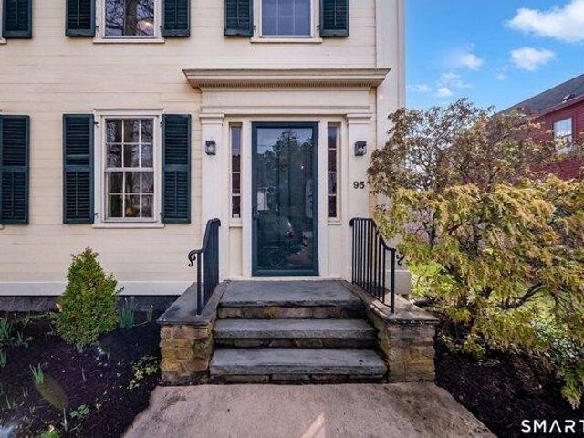 house with 3 bedroom, Guilford CT DLS102446062