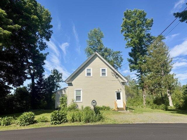 house with 3 bedroom, Guilford ME DS104411126