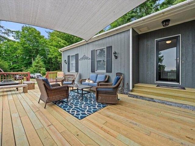 house with 3 bedroom, Guilford ME ES105107436