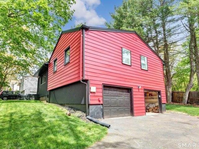 house with 3 bedroom, Hamden CT DLS102312758