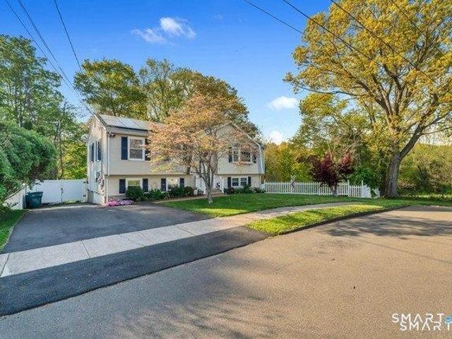 house with 3 bedroom, Hamden CT DLS103125657