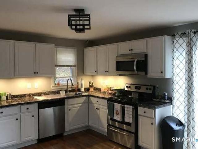 house with 3 bedroom, Hamden CT DLS103126955