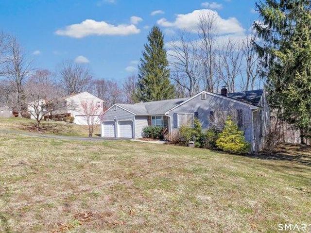 house with 3 bedroom, Hamden CT DS102155351