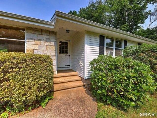 house with 3 bedroom, Hamden CT DS104298931