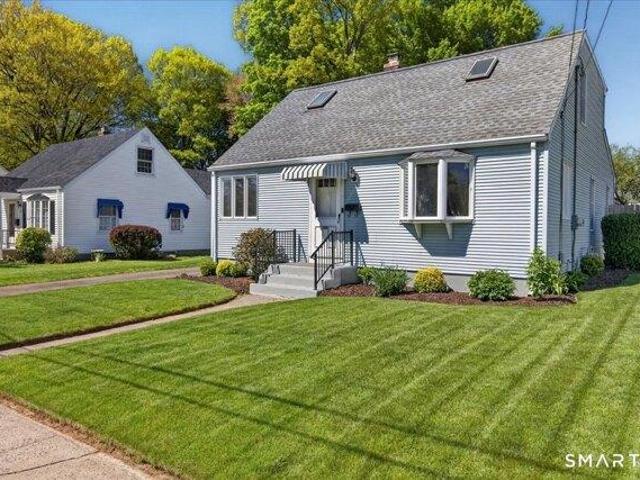 house with 3 bedroom, Hamden CT ES103437932